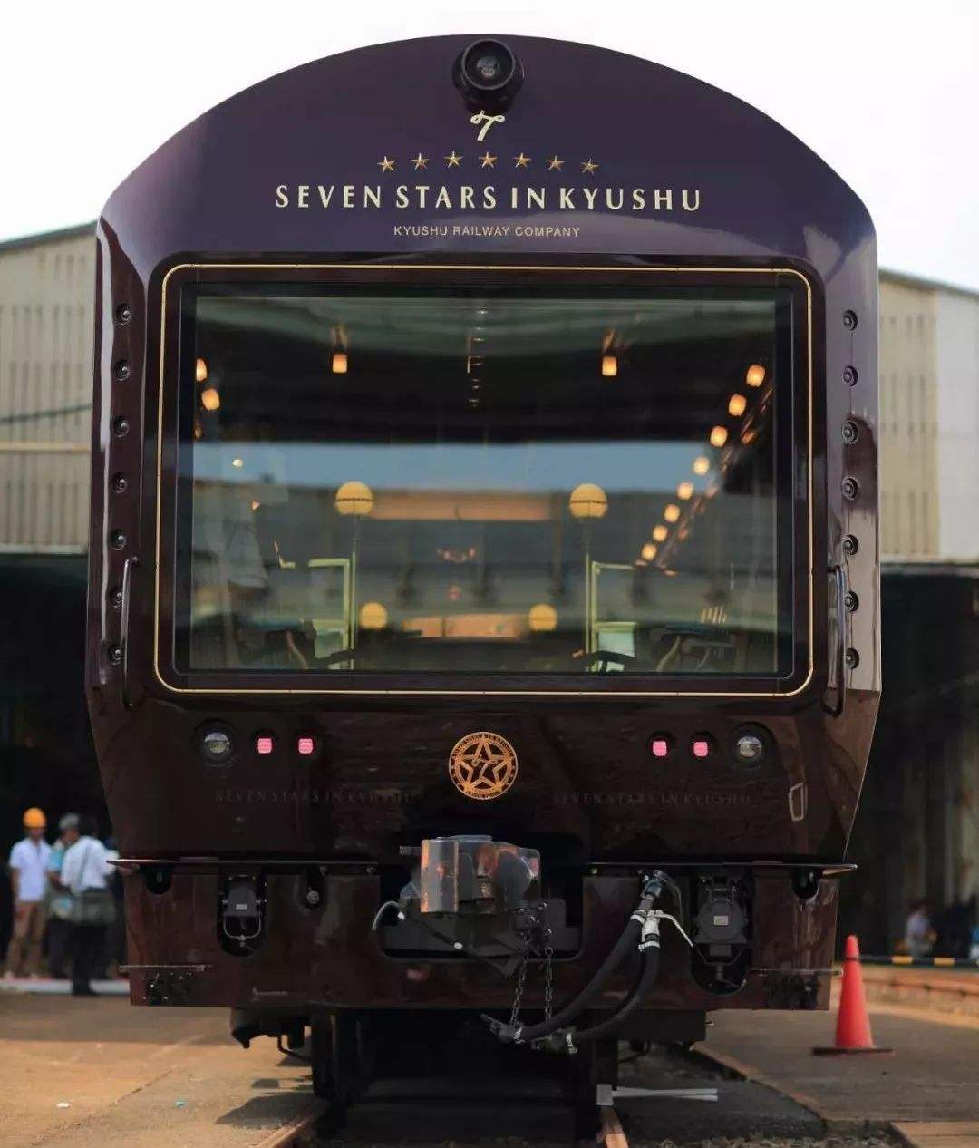 SEVEN STARS 列车中的劳斯莱斯丨日本九州七星号观光列车 5天4晚极奢之旅【环游九州7县+大人的奇妙乐园+舌尖饕餮盛宴+一生一次的极奢体验】_八大洲旅游