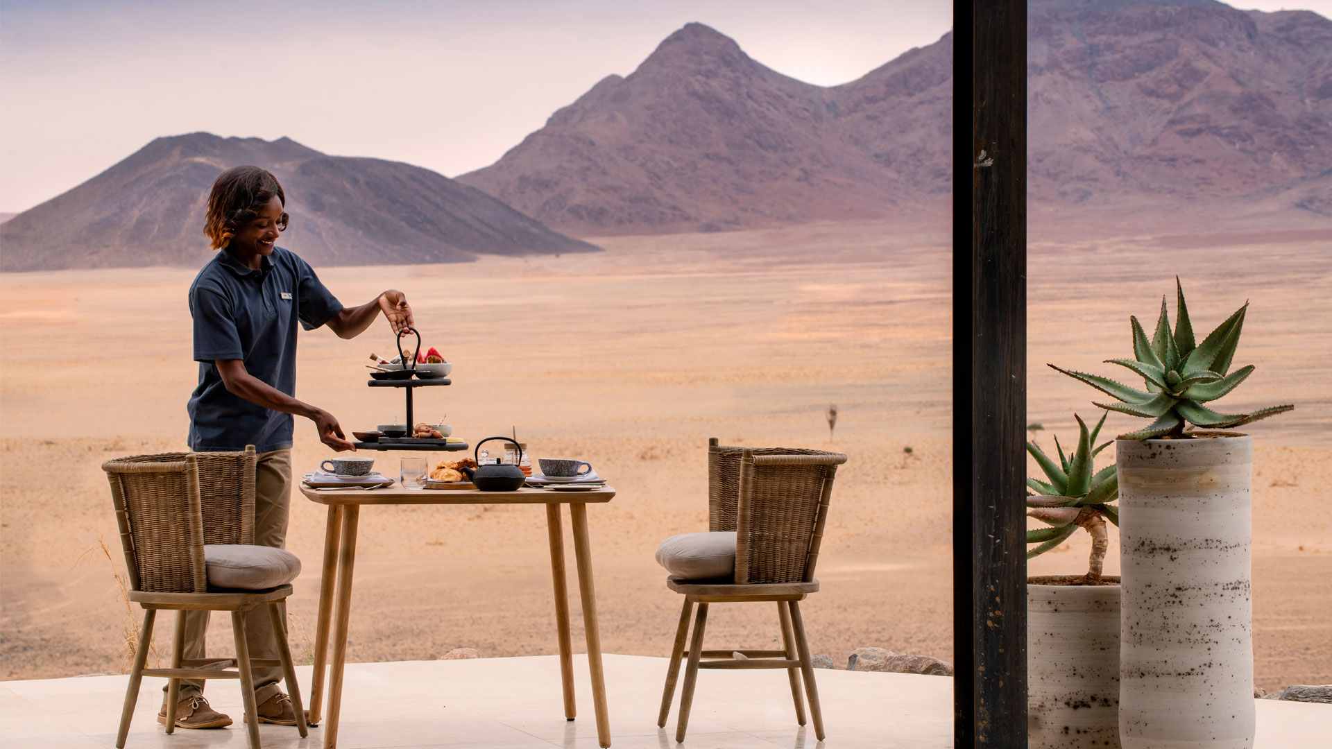 andBeyond 苏丝斯黎沙漠小屋预订及价格查询,andBeyond Sossusvlei Desert Lodge_八大洲旅游